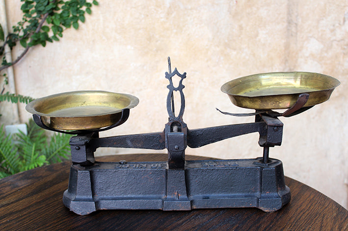 Bascula Antigua — Bindilou